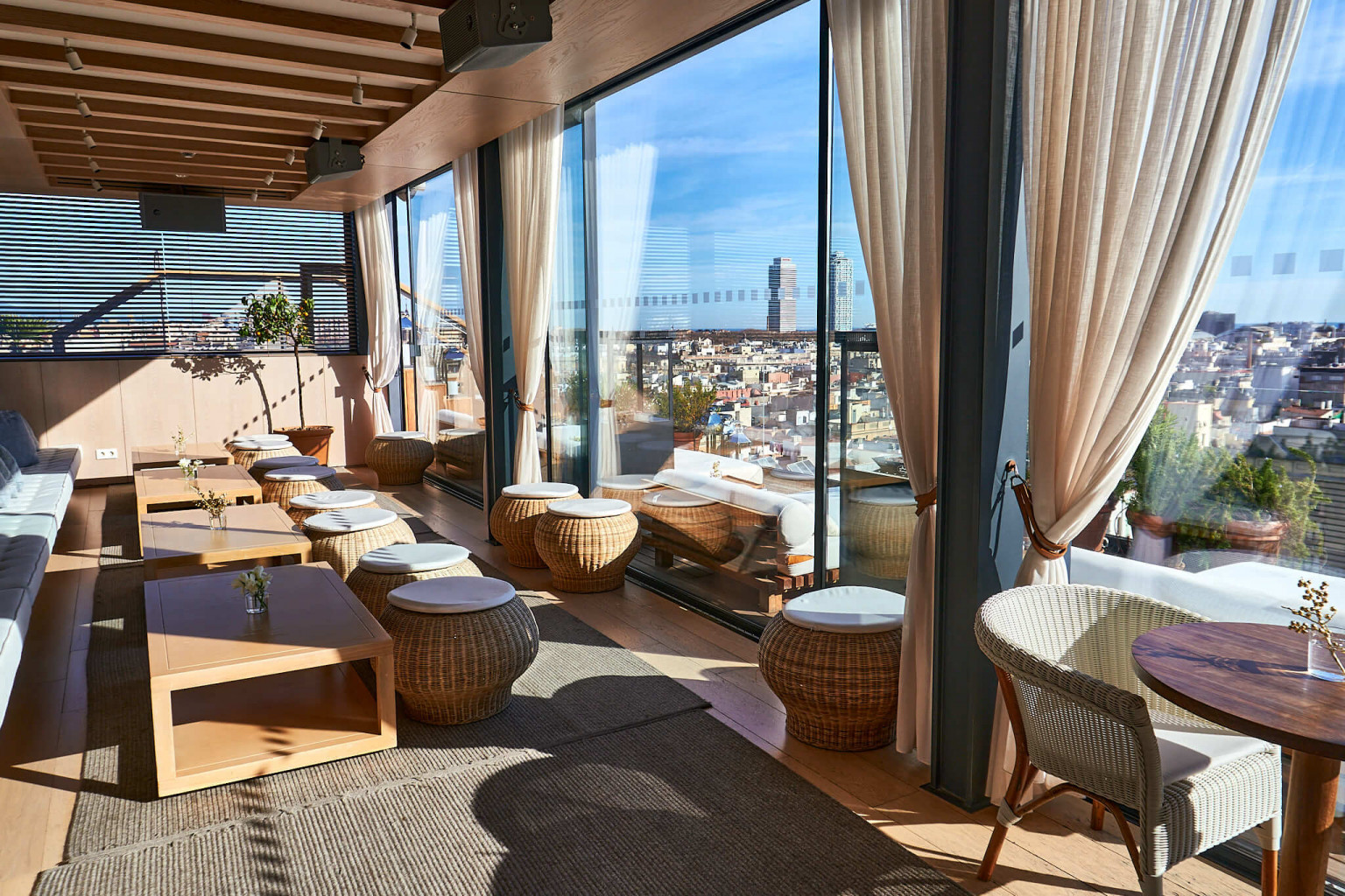 Barcelona's Best Rooftop Bars and Terraces for Cocktails and Relaxation ...